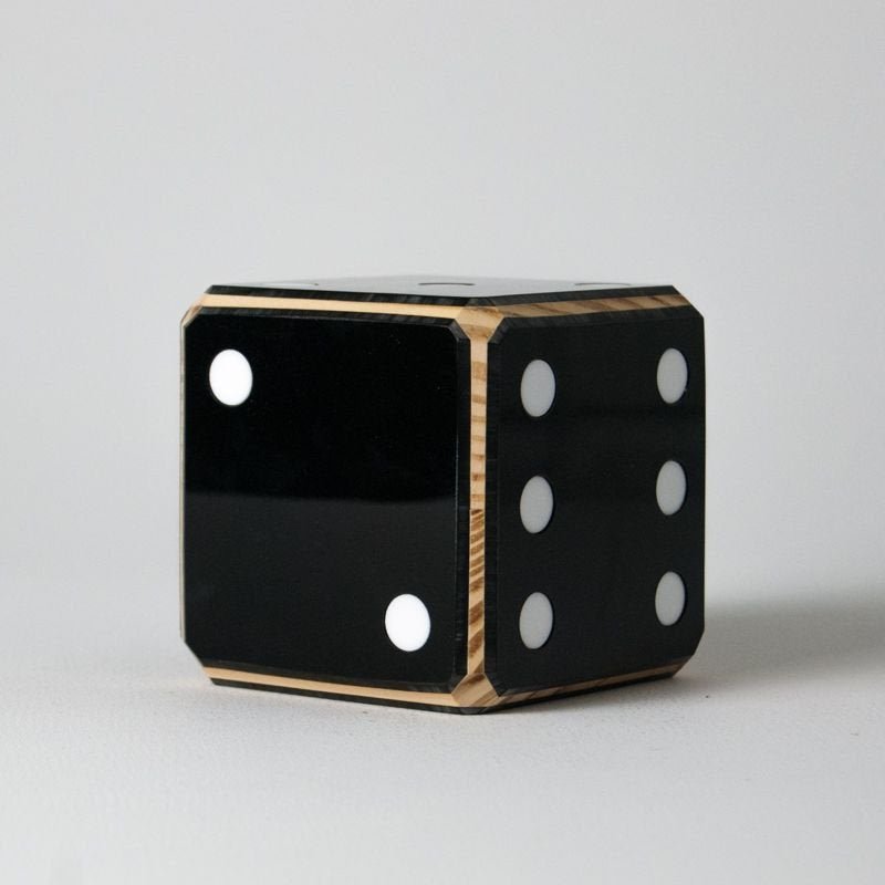 Decoração Dado Grande Preto | MadeiraMadeira