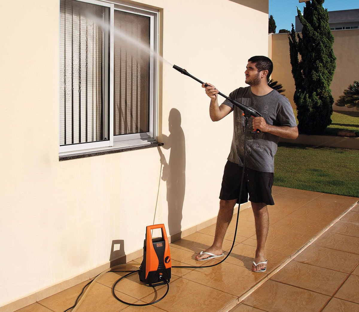 Lavadora de Pressão 1520 PSI com 1400W - 127V | MadeiraMadeira