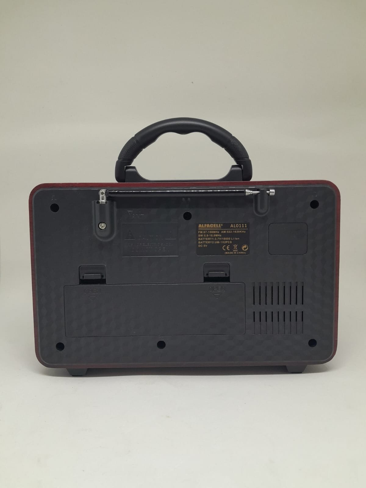 rádio portátil Retro AM, FM, SW1, SW2, 4 bandas, estéreo, USB, TF, MP3 - alfacell | MadeiraMadeira