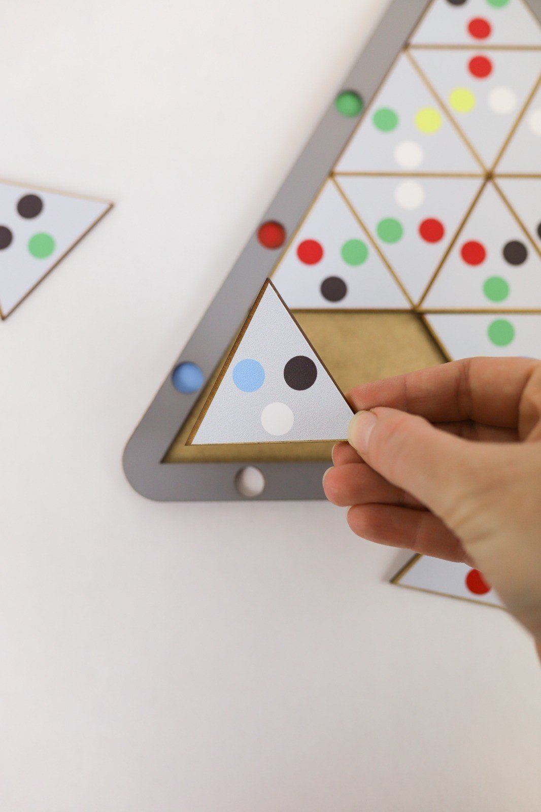 Triminó - Dominó Triangular Cores - madeira MDF Único | MadeiraMadeira