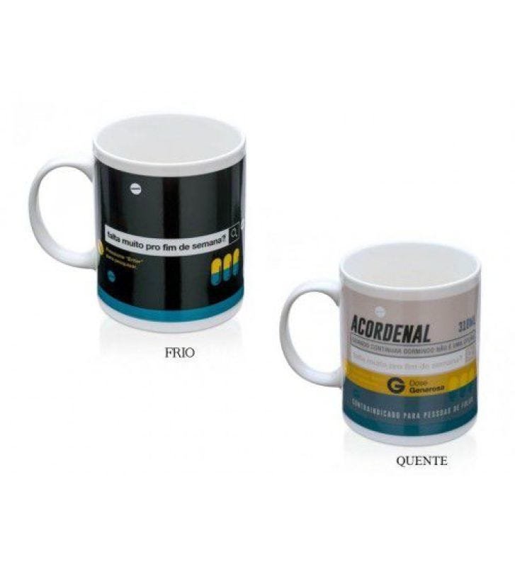 Caneca Termossensível Remédio Azul | MadeiraMadeira