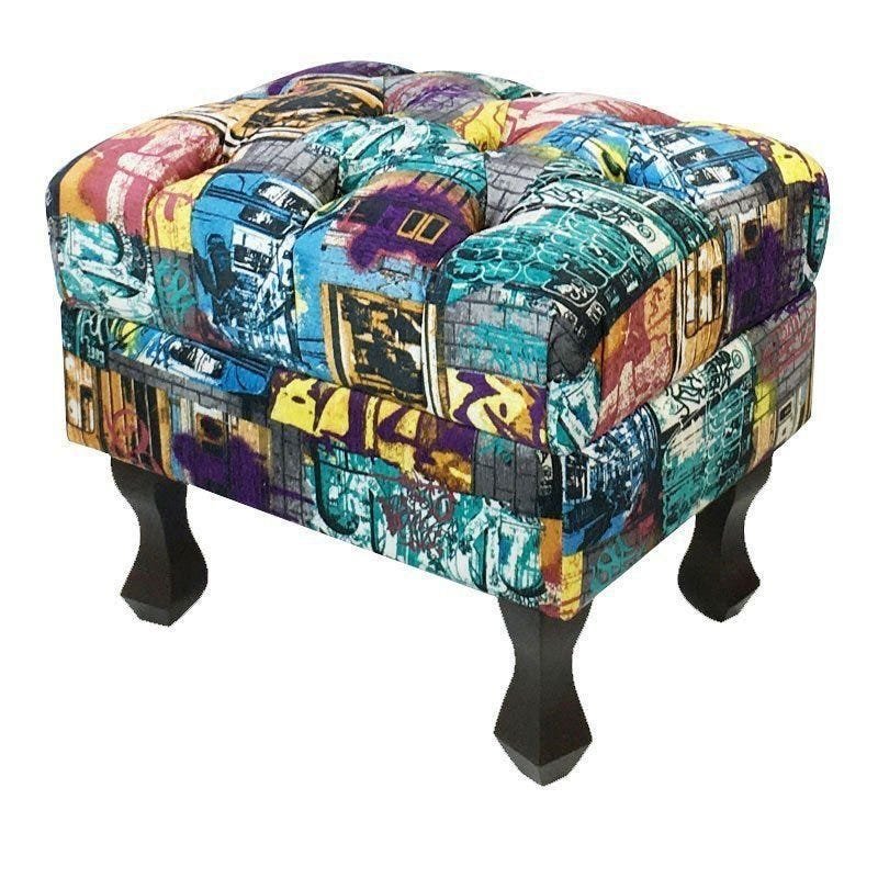 Puff Retrô Luis XV Capitonê Estampado Street D05 | MadeiraMadeira