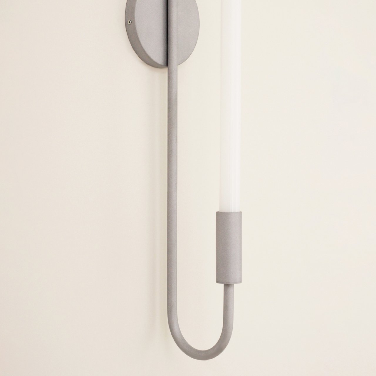 Kit 2 Arandelas Plafon Parede Teto Sabre Tubular Prata T8 | MadeiraMadeira