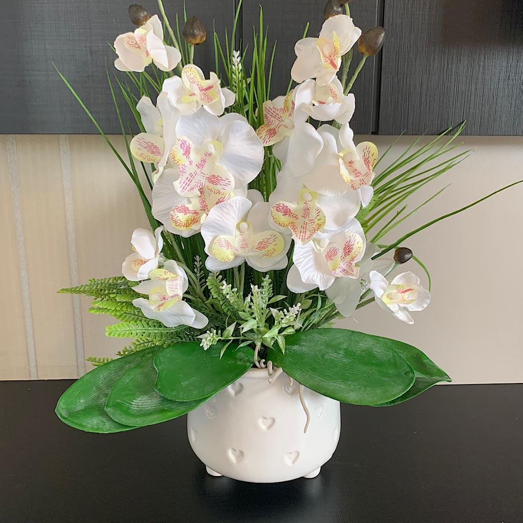 Vaso Centro de Mesa Luxo Branco de Cerâmica Trabalhado | MadeiraMadeira