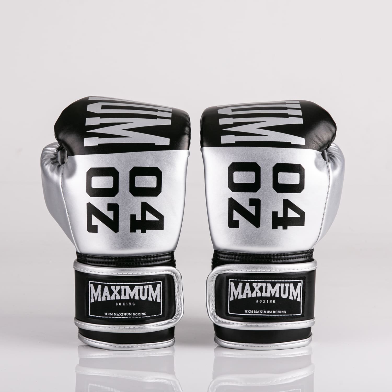 Luva De Boxe Maximum Oz Prata Maximum Boxing 12 oz | MadeiraMadeira