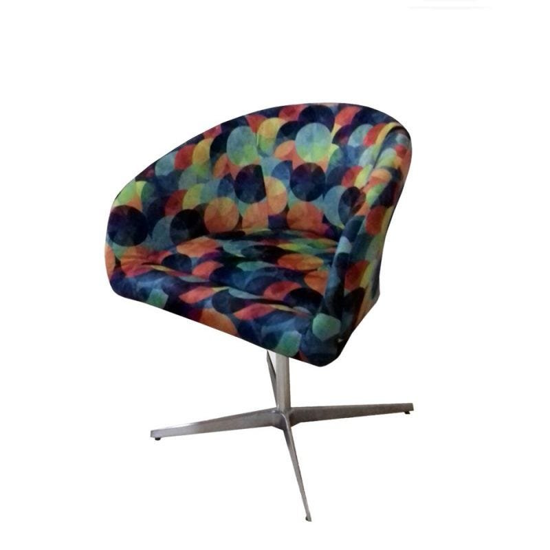 Poltrona Ares Círculo de Fogo Base Giratória DM Interiores | MadeiraMadeira