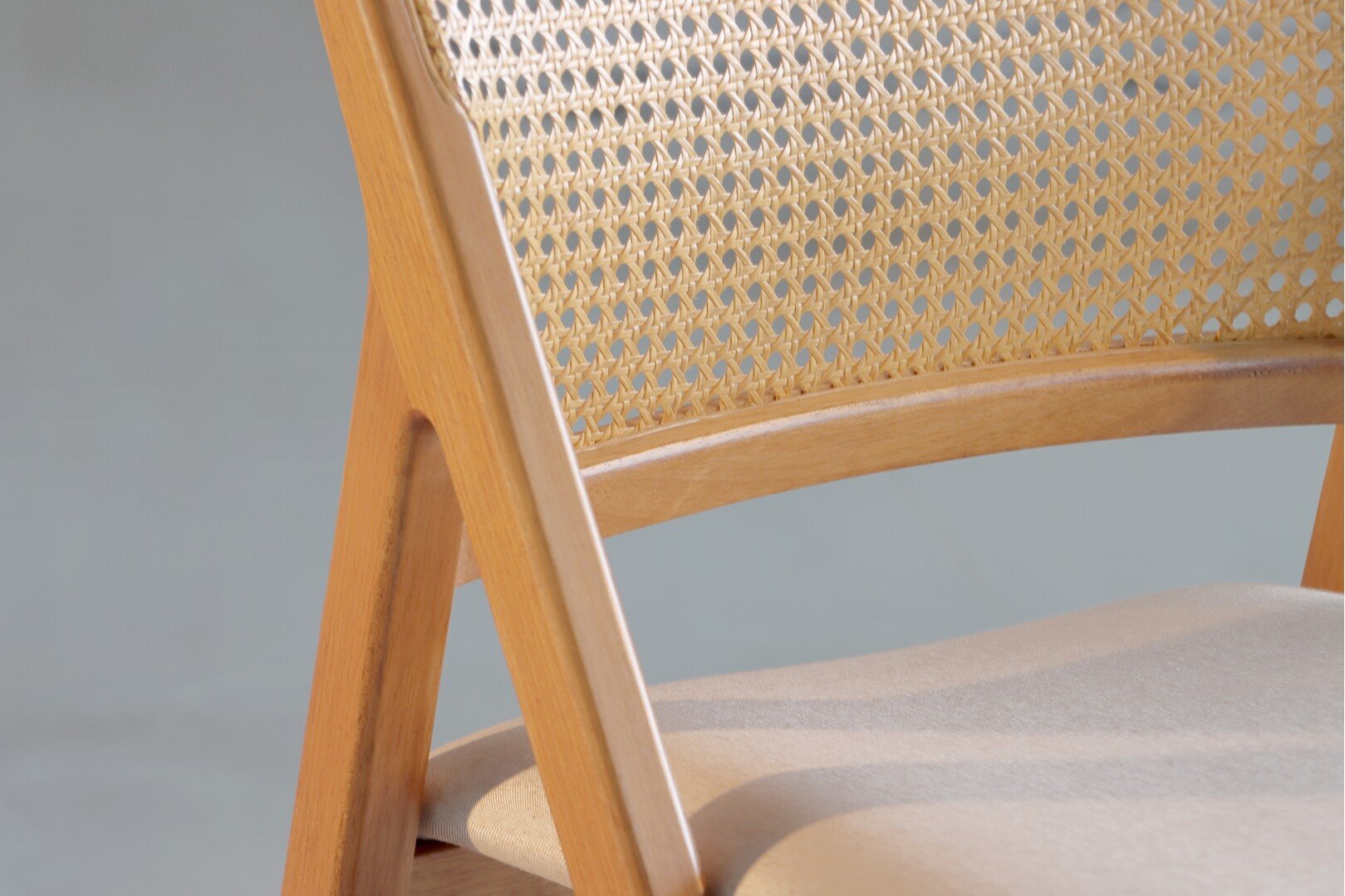 Cadeira Ares Madeira Maciça - Kit com 02 Unidades Rafana Móveis ...