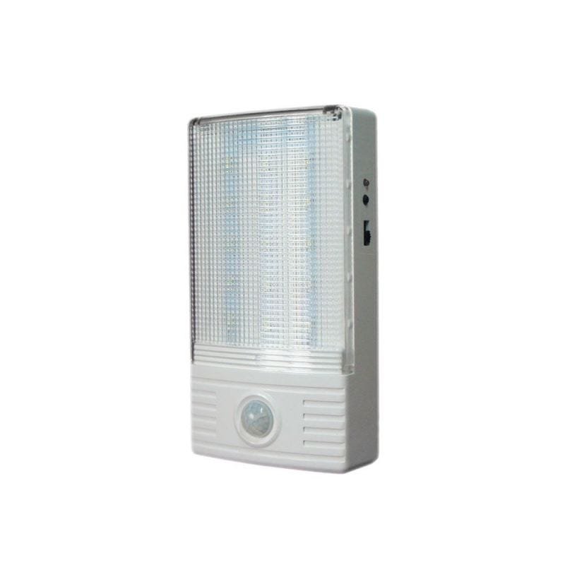 Luminária Multifunção Segurimax Led 100 Lumens + Sensor 1.5H 25M² 25685 ...