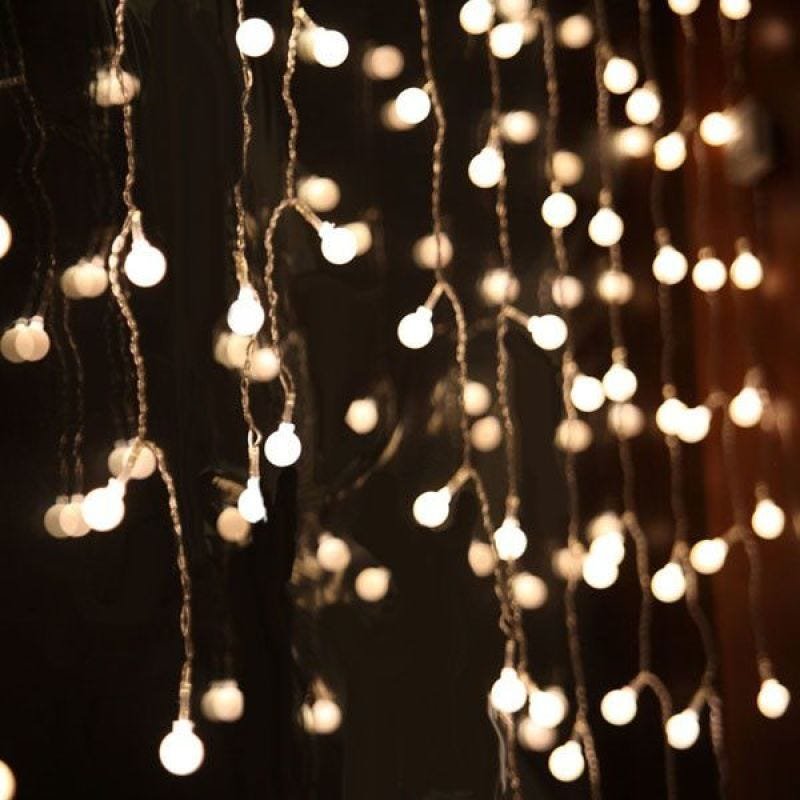 Fio de Luz LED Decorativo 20 Lâmpadas À Pilha (Aa) | MadeiraMadeira