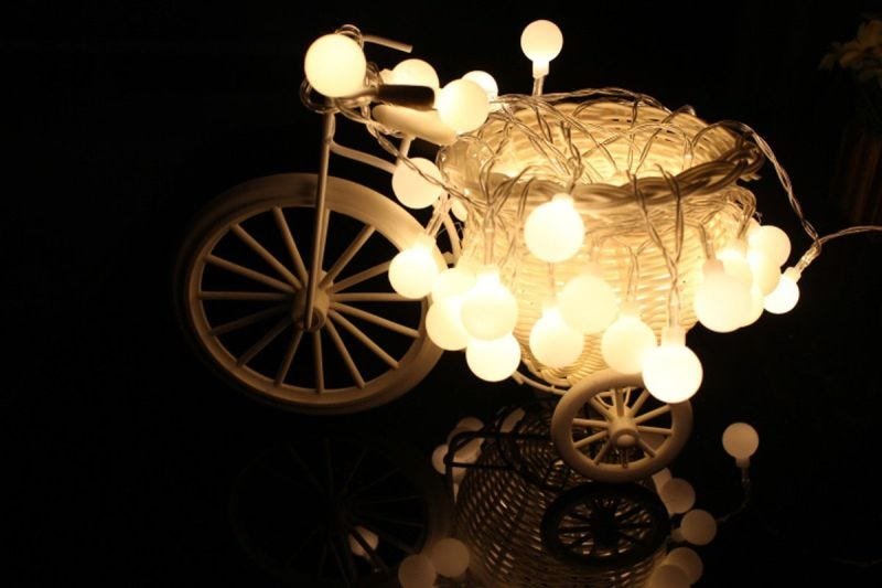 Fio de Luz LED Decorativo 20 Lâmpadas À Pilha (Aa) | MadeiraMadeira