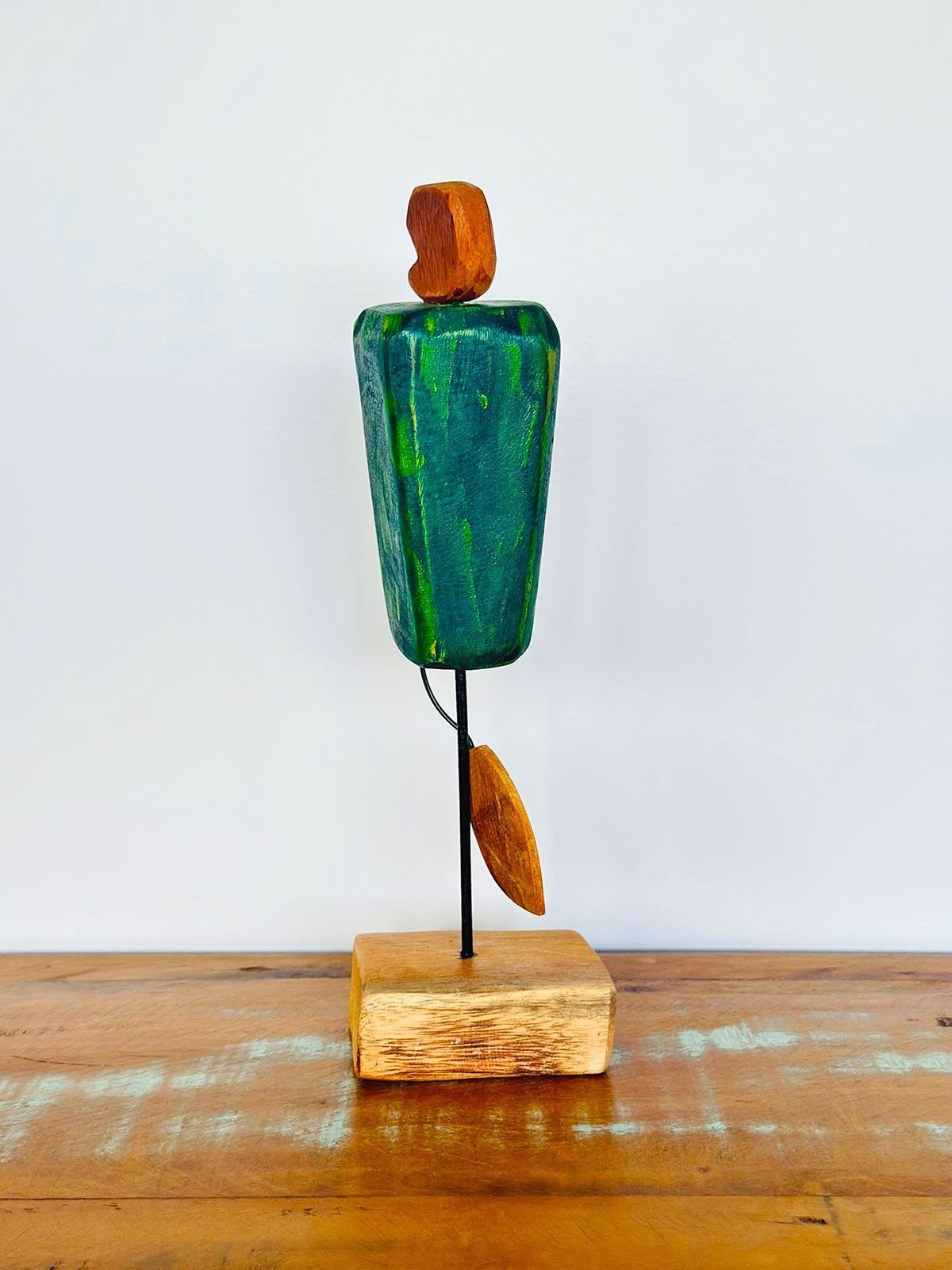 Escultura Caju em Madeira - Decoração Artesanal de Sergipe | MadeiraMadeira