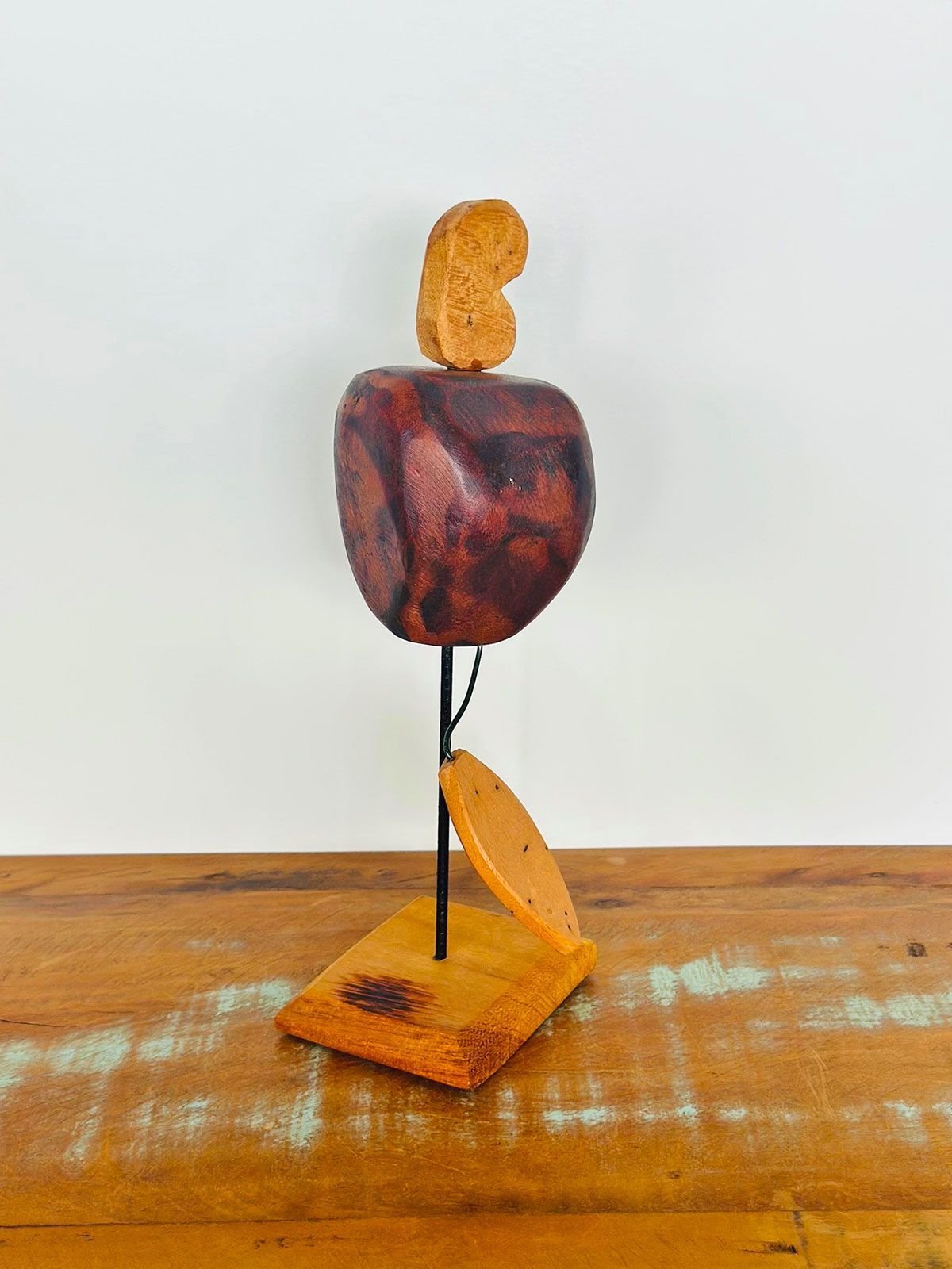 Escultura Caju em Madeira - Decoração Artesanal de Sergipe | MadeiraMadeira