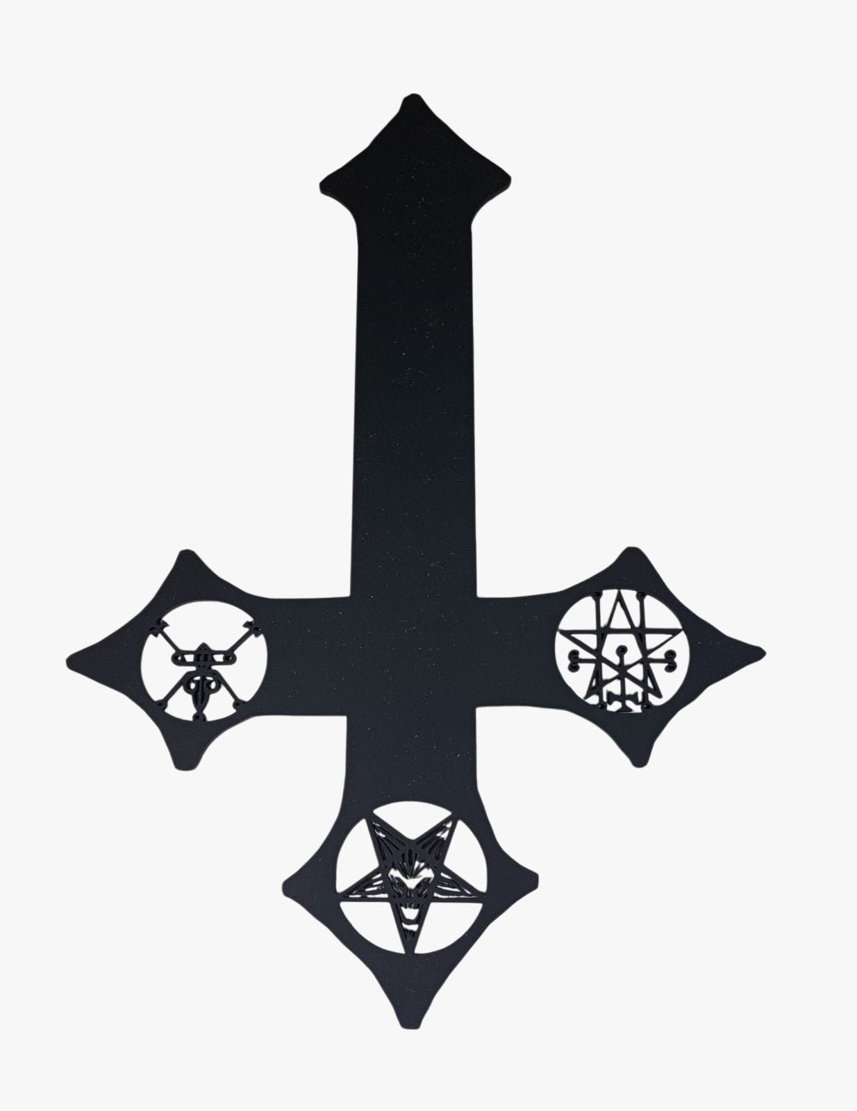 Cruz Invertida com Sigilo da Triade:preto | MadeiraMadeira