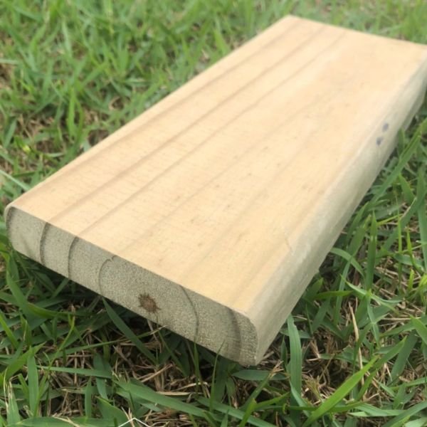 Deck de Pinus Madeira Tratada Autoclave M² - 9cm:9cm | MadeiraMadeira