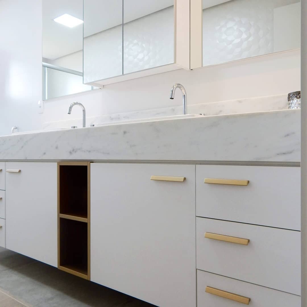 Puxador Sobrepor Zen Ken 128mm - Dourado Fosco | MadeiraMadeira