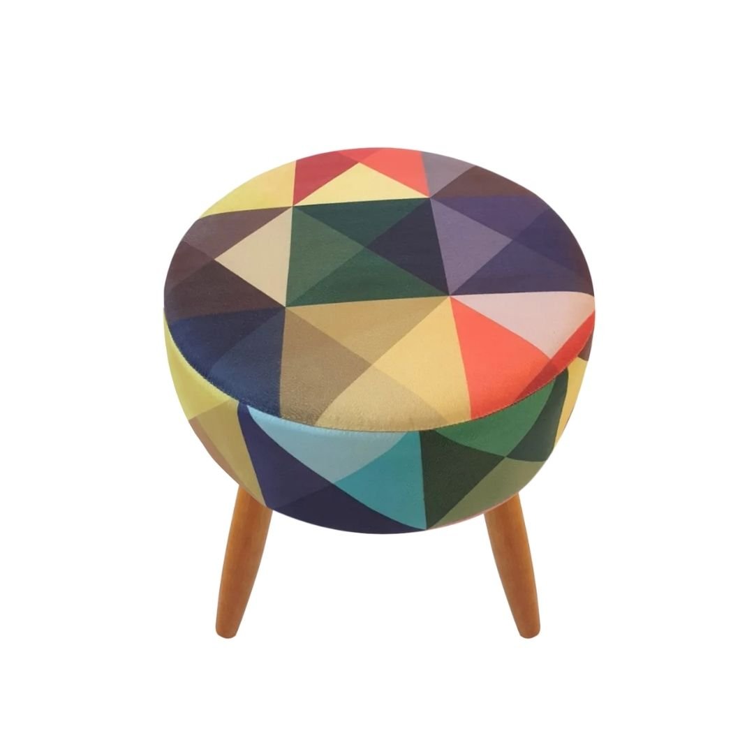 Puff decorativo redondo com pés palito-Triangulo colorido | MadeiraMadeira