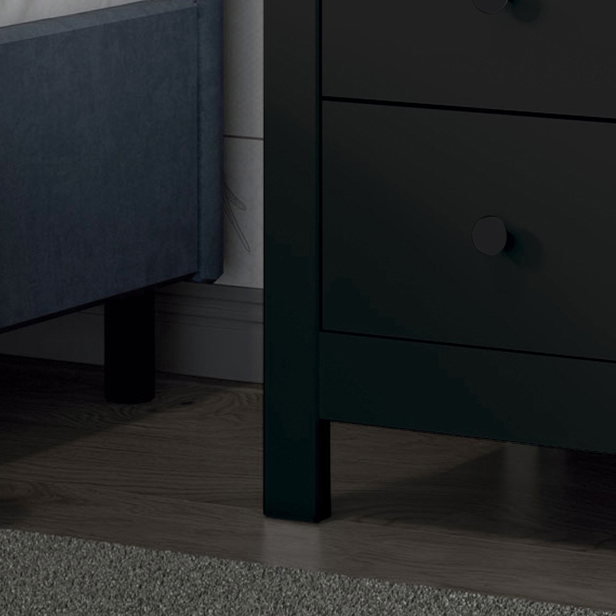 Mesa de Cabeceira Ditália 3 Gavetas DM-113 Preto | MadeiraMadeira