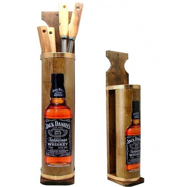 Porta Espetos de Churrasco Rústico – Jack Daniels | MadeiraMadeira