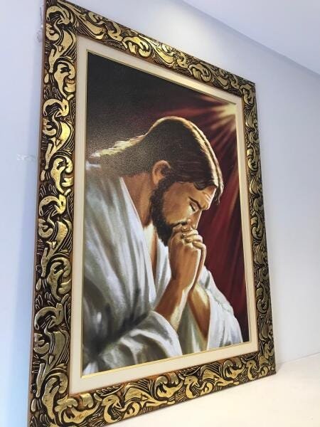 Quadro Jesus Orante Grande com Moldura | MadeiraMadeira