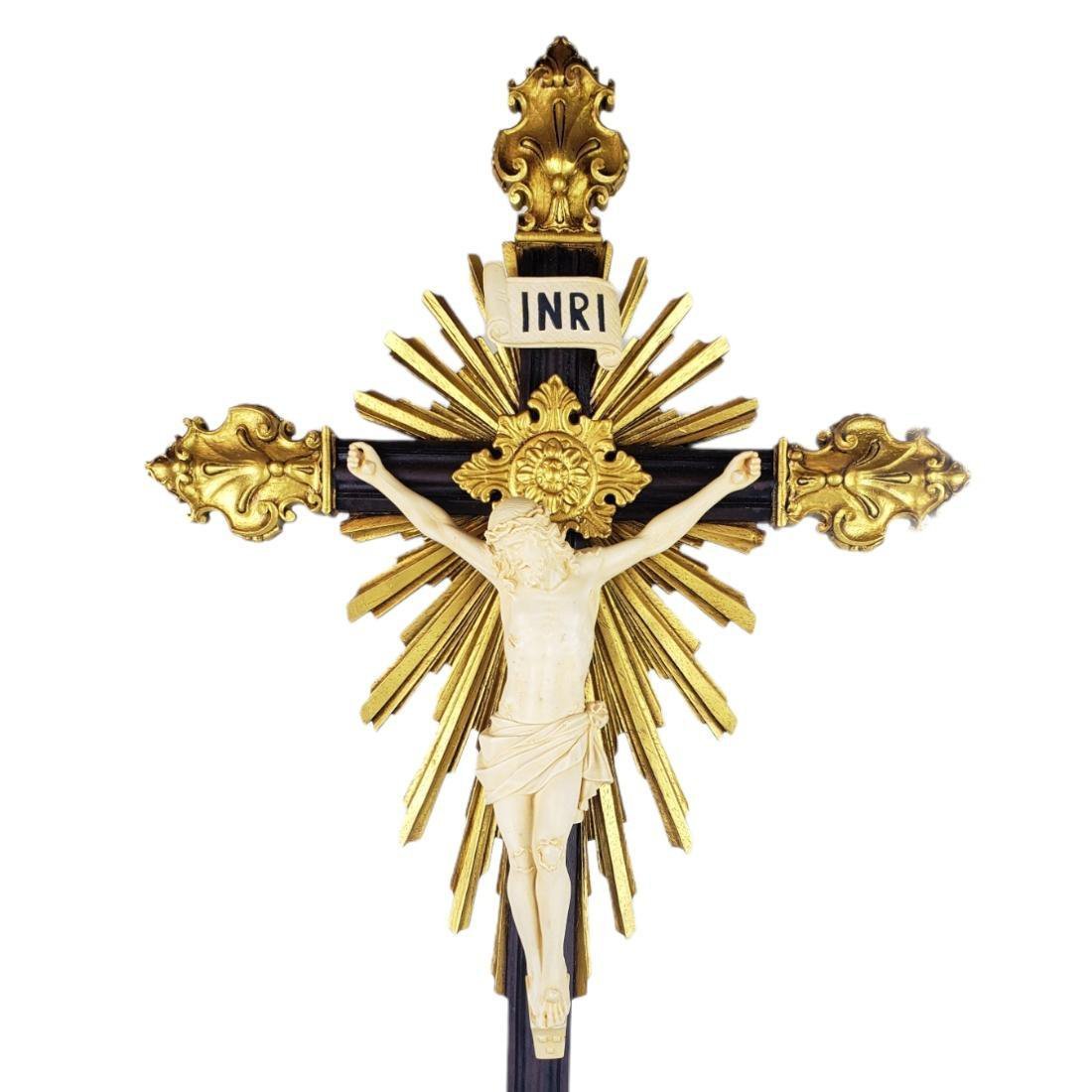 Crucifixo De Mesa Em Resina Barroco Estilo Antigo Cor Marfim ...