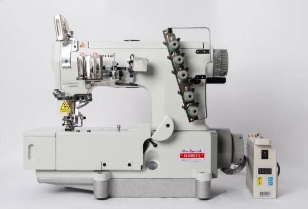 Máquina de Costura Industrial Galoneira Plana Fechada 220v com Motor Direct Drive SS5500D-01 Sun ...