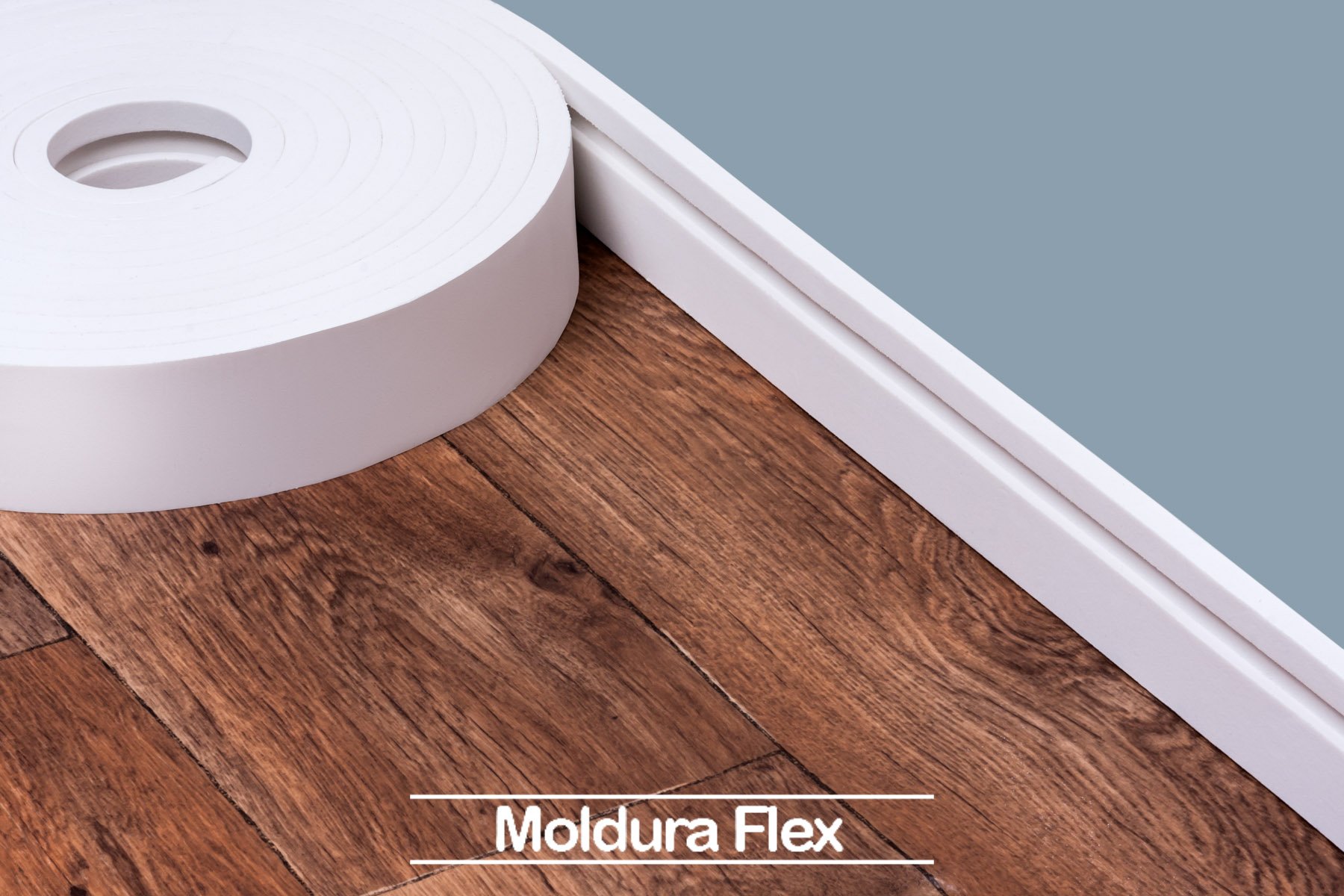 Rodapé Eva Flexível Autoadesivo 5cm X 1cm Lucca 06 Metros | MadeiraMadeira