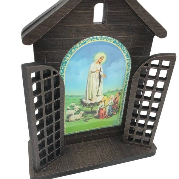 Capelinha de Nossa Senhora de Fátima MDF com Porta | MadeiraMadeira