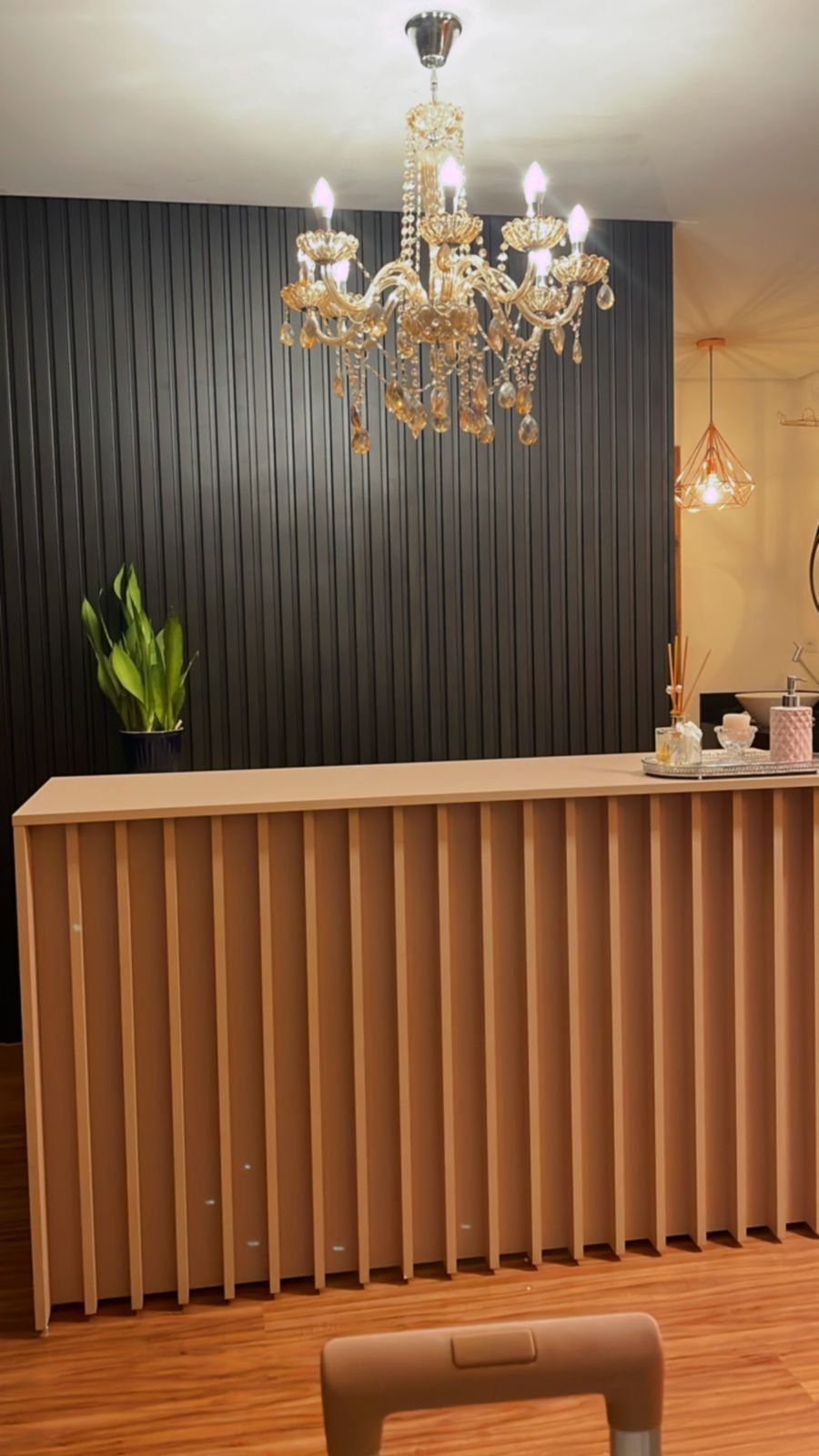 Painel Ripado Preto 2750 x 455 x 15mm - Caixa com 4 painéis totalizando ...