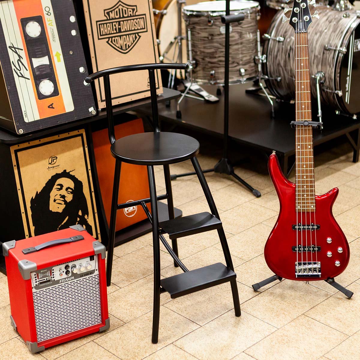 BANQUETA MULTIUSO 2 DEGRAUS 60 CURVA Plic Mobiliário Linha Curva | MadeiraMadeira