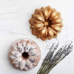 Forma para Bolo Marissa Lounina Bloom | MadeiraMadeira