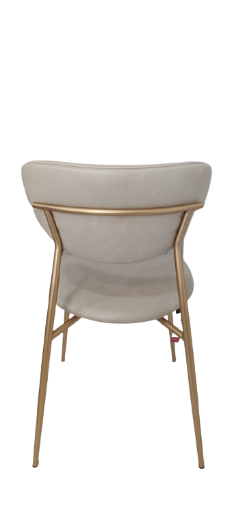 Cadeira Fit em Couro Sintético Pés Metálico Dourado Tumar | MadeiraMadeira