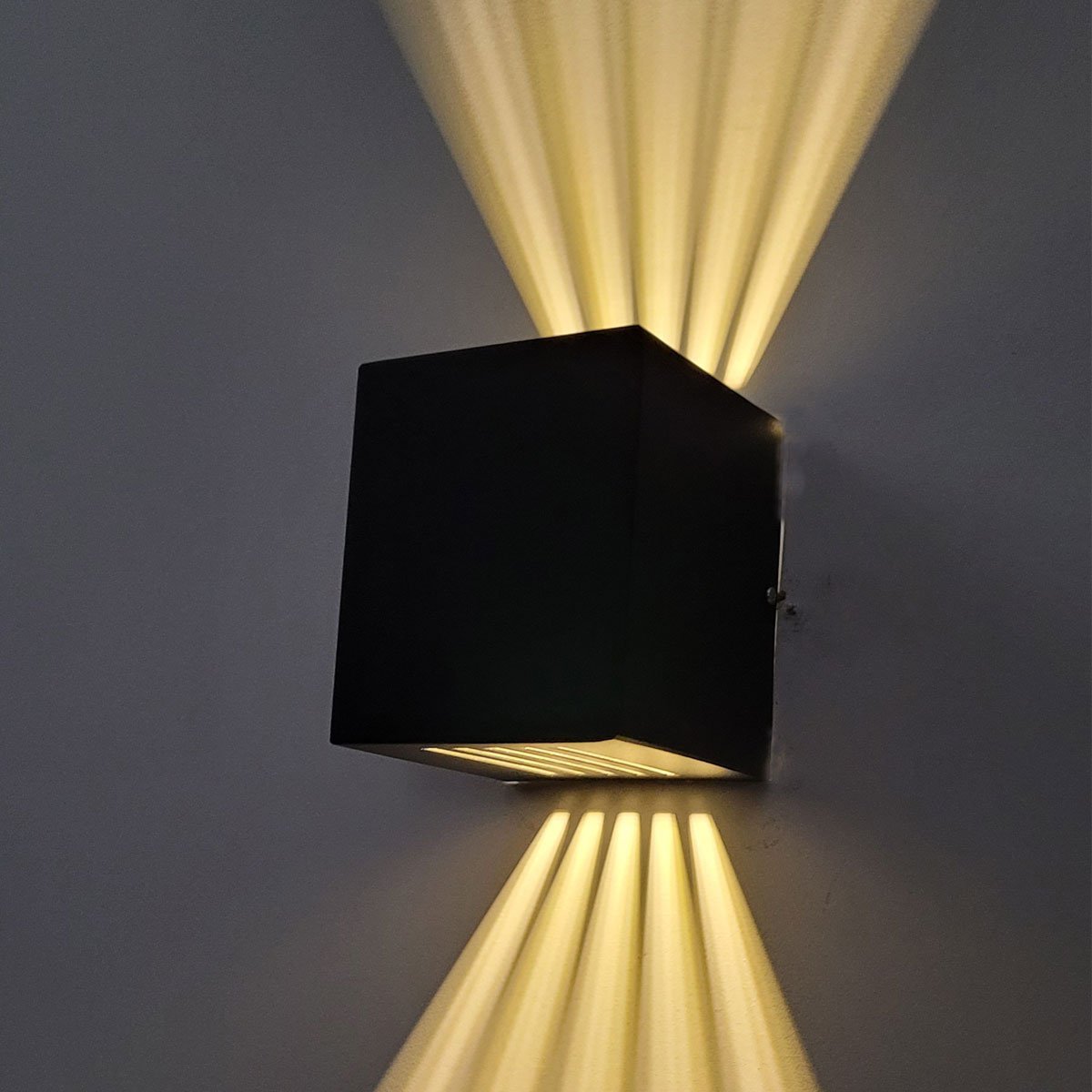 Arandela 10 Fachos Preta Externa Quadrada Alumínio + Led G9 Lâmpada ...