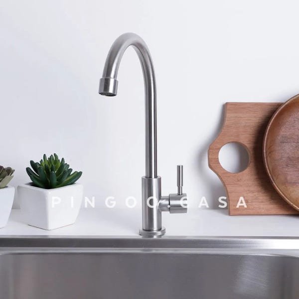 Torneira Para Cozinha Em Aço Inox Escovado Aporé Pingoo Casa Prata