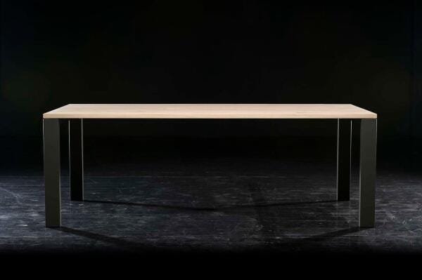 Mesa de Jantar Rustica em Madeira Maciça com Pés de Ferro Estilo ...