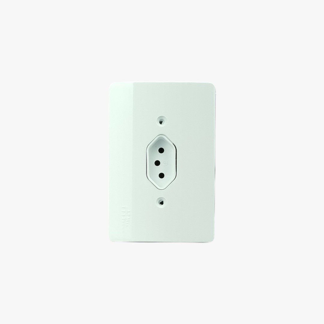 Millenium Tomada 2p+t 10a com Placa Vertical Br Mectronic | MadeiraMadeira