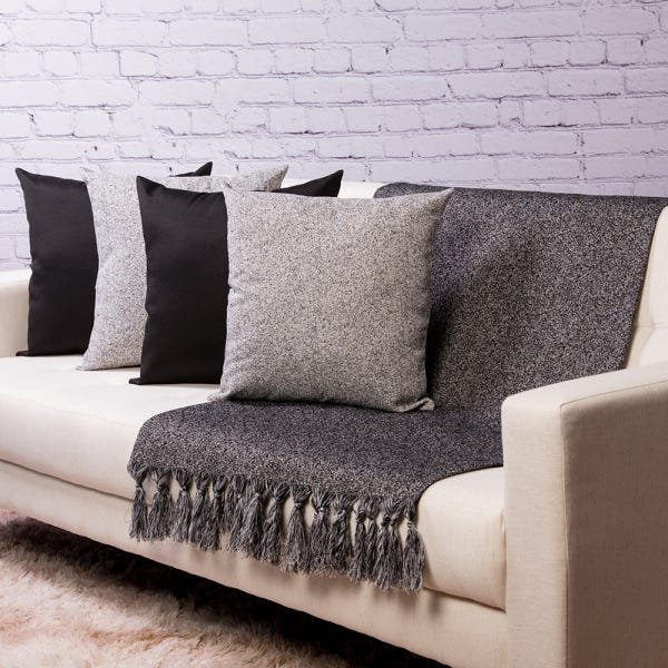 Manta Decorativa para Sofá 1,8x1,4M e 4 Capas de Almofada - Grafite ...