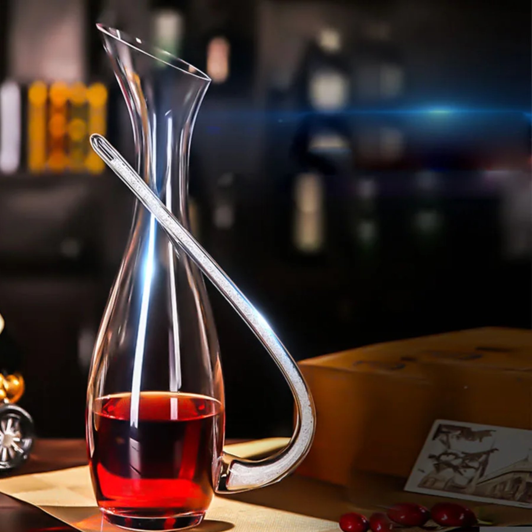 Decanter Vinho 1500ml Alça Transversal Adornada Brilhantes | MadeiraMadeira