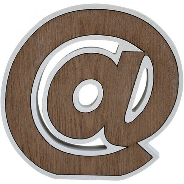 Decorativo Madeira Letter Arroba 18cmx17,5cmx18,6cm | MadeiraMadeira