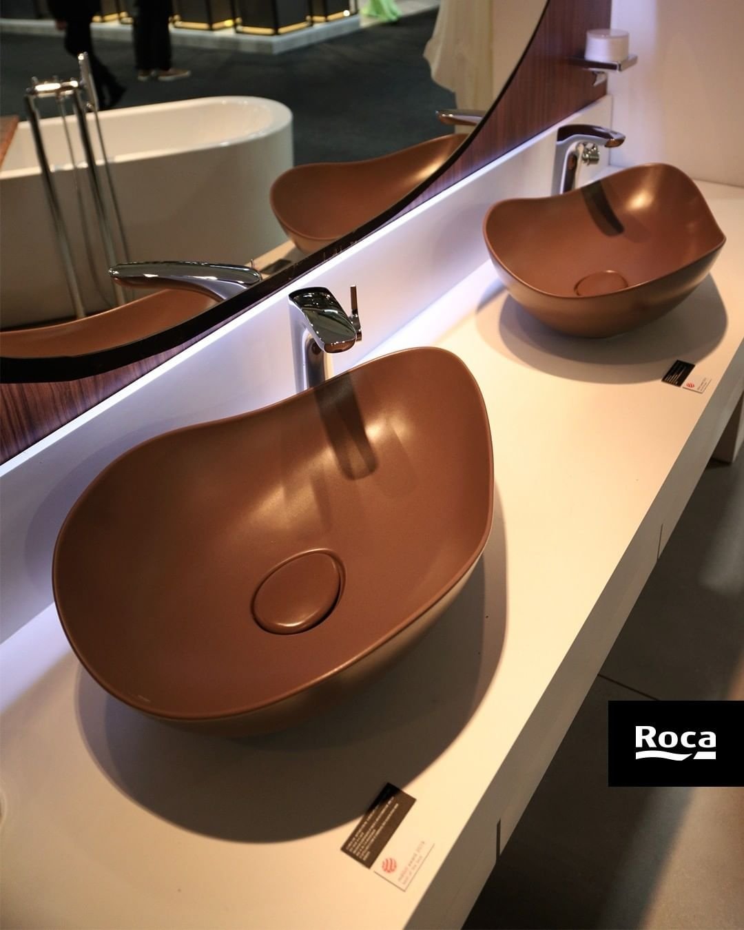 Cuba De Apoio Ruy Ohtake Café ROCA | MadeiraMadeira