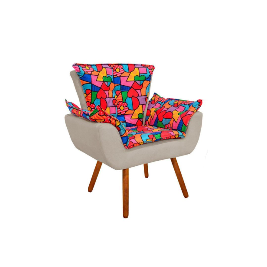 Poltrona Opala Romero Britto pé palito castanho - Creme | MadeiraMadeira