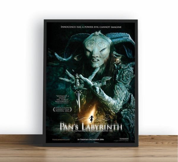 Quadro Decorativo Poste Labirinto Do Falno Horror Retro | MadeiraMadeira