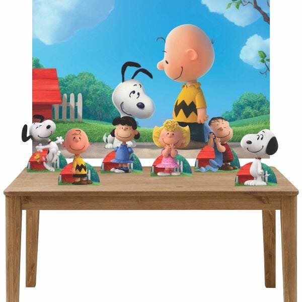 Kit 6 Displays de Mesa e Painel Snoopy - Painel 150x100 | MadeiraMadeira