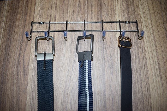 PORTA CINTOS COM 07 GANCHOS 330X65X45MM PRETO Aramados Masutti ...