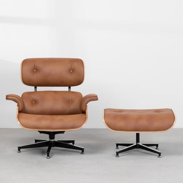 Poltrona Charles Eames com Puff – Caramelo | MadeiraMadeira