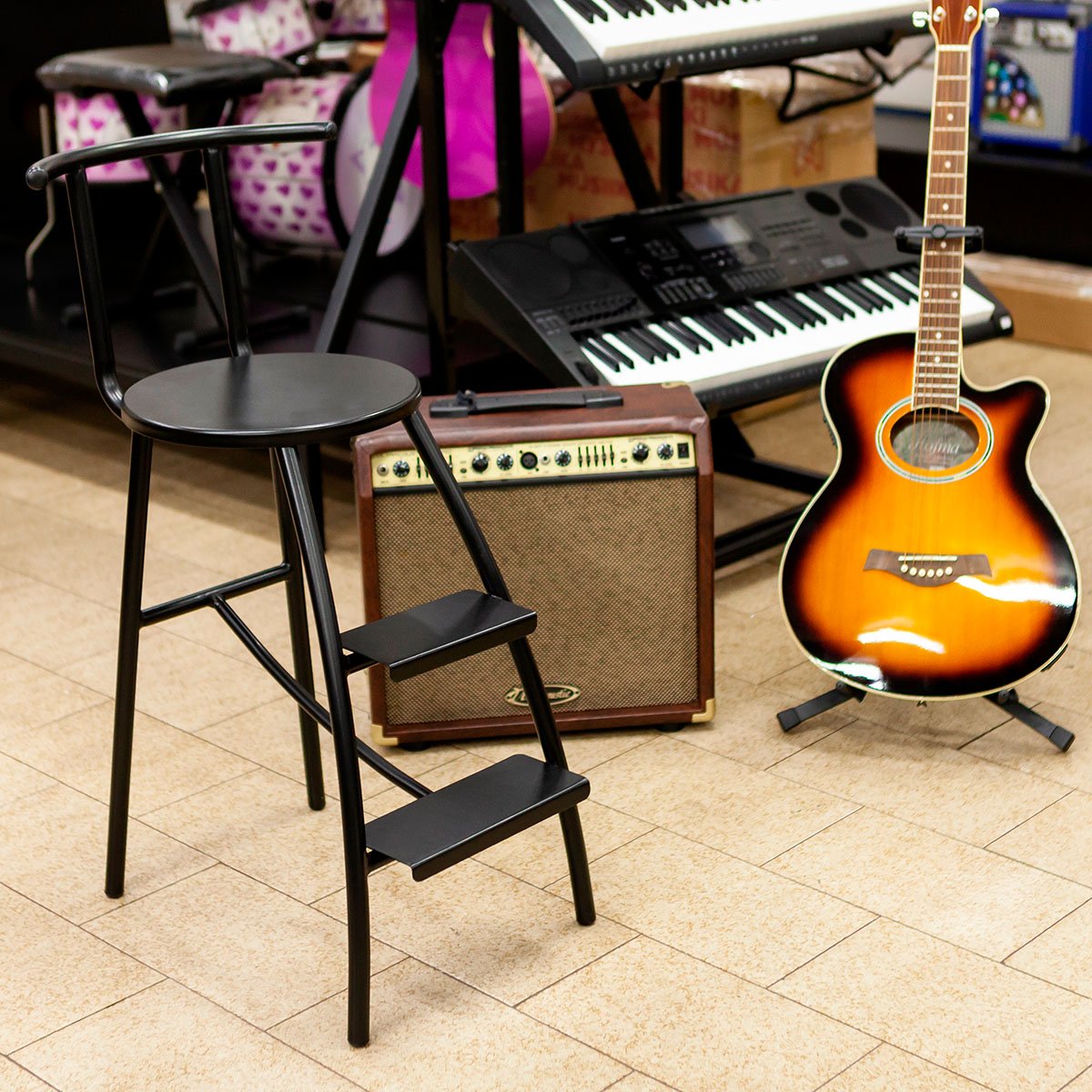 BANQUETA MULTIUSO 2 DEGRAUS 60 CURVA Plic Mobiliário Linha Curva Preto Craqueado Ouro ...