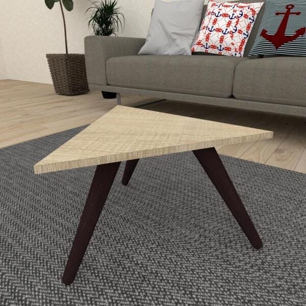 Mesa de Centro triangular em mdf amadeirado claro com 3 pés inclinados ...