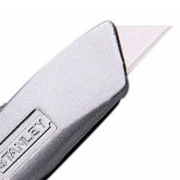 Estilete Retrátil Uso Geral 155mm Stanley 10-175 10-175 | MadeiraMadeira