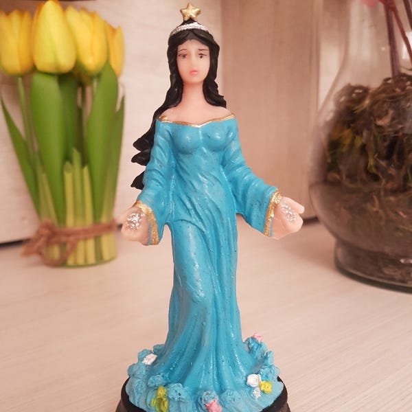 Iemanjá Orixá Estátua Imagem Rainha Mar em Resina 12cm | MadeiraMadeira