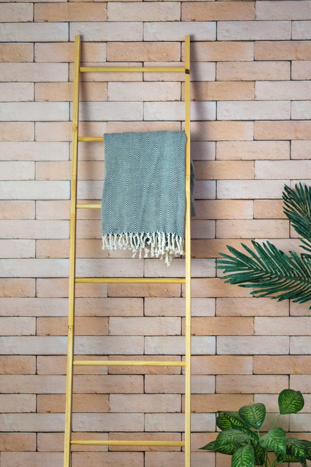 Escada Decorativa 45cm x 189 cm | MadeiraMadeira