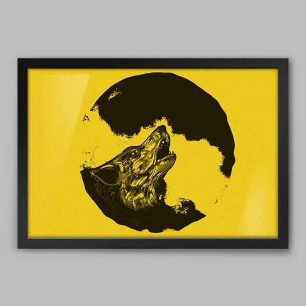 Quadro Animal Lobo Luar - 45x30cm - Moldura Padrão Preto | MadeiraMadeira